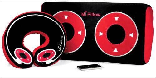 35 Tech-inspired Pillows for Geeks - Hongkiat